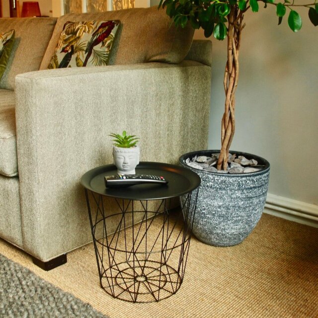 Modern Black Small Wire Side Table Metal Coffee End Side Table With ...