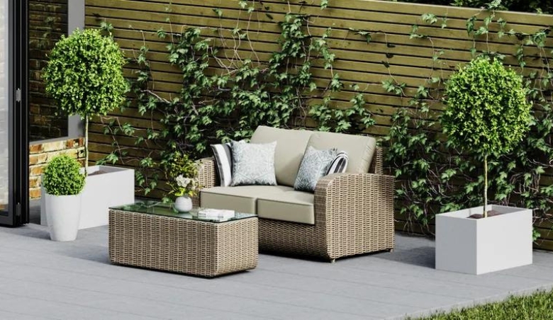 Get Your Garden Gorgeous With Our Garden Furniture Ideas | ufurnish.com