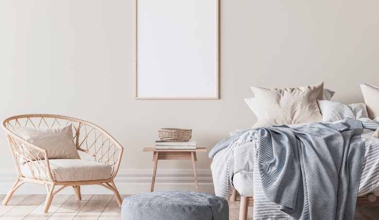 Selecting the Ideal Chair for Your Bedroom: A Guide | ufurnish.com